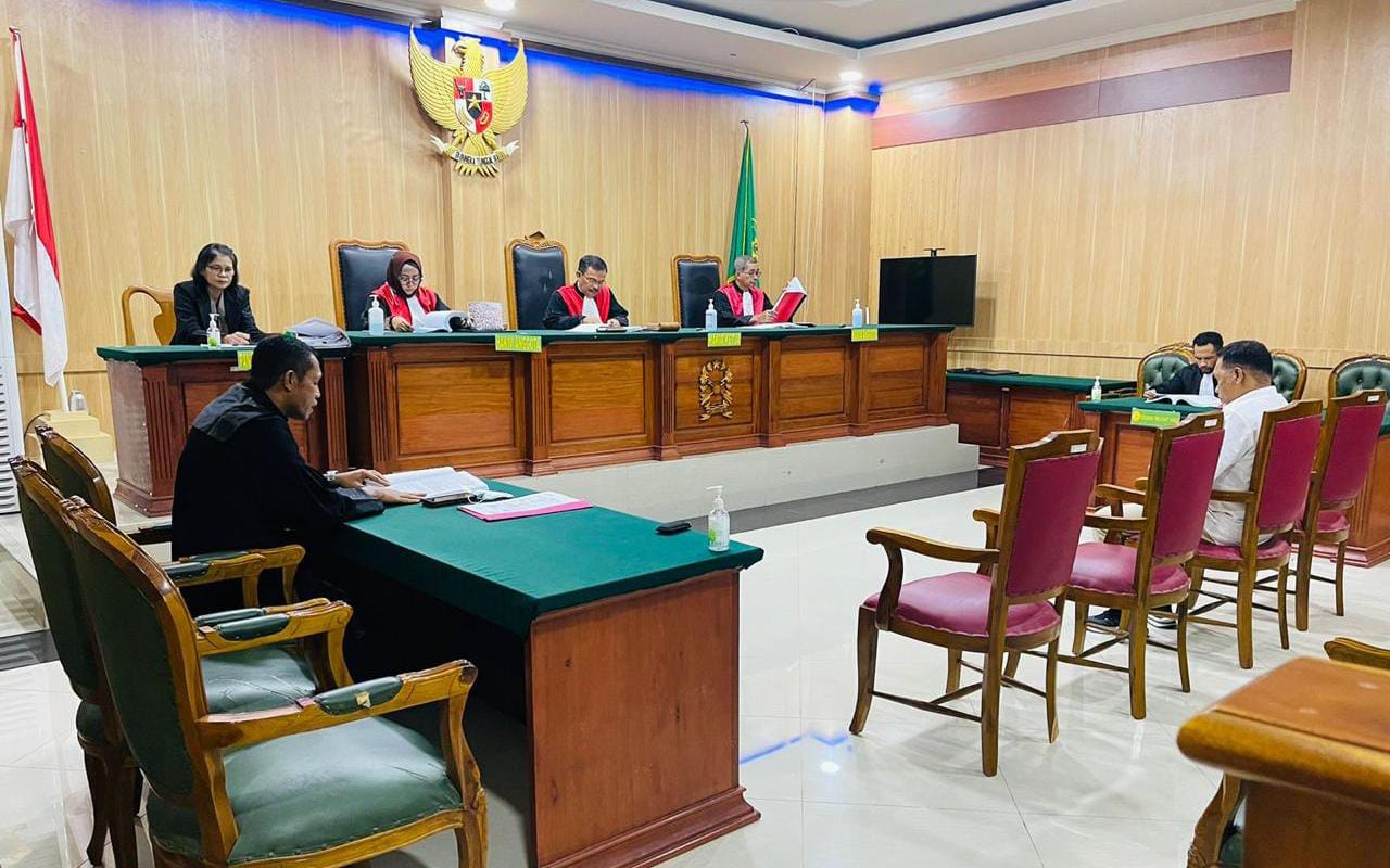 Mantan Bendahara Dinas Pendidikan Ternate Dituntut 2,6 Tahun Penjara ... Mantan Bendahara Dinas Pendidikan Ternate Dituntut 2,6 Tahun Penjara ...